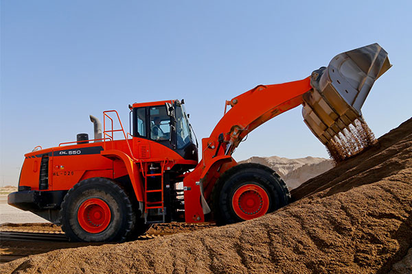 Heavy Trucks & Equipment | AMPCO Manufacturers